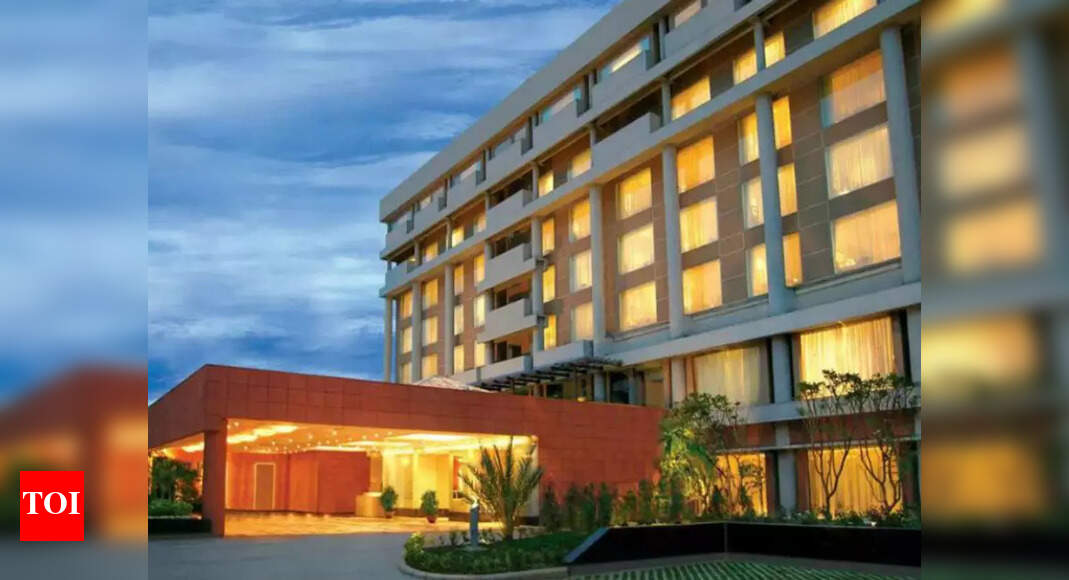 Hotel tariffs up 340% in April-June 2022 over same period last year ...