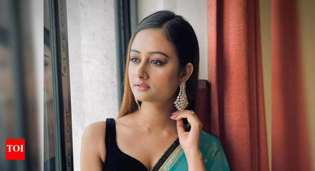 Actress Tonni Laha Roy bags a movie - Times of India
