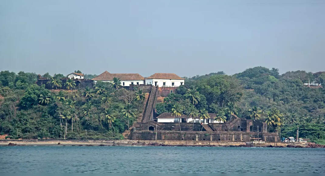 A day at Reis Magos Fort in Goa | TimesTravel