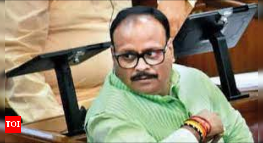 Deputy chief minister Brijesh Pathak takes part in Tiranga Yatra in ...