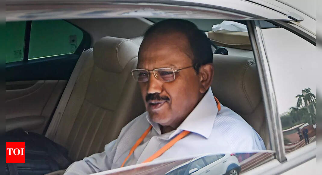 Cisf: 3 CISF commandos dismissed from service over security breach at ...