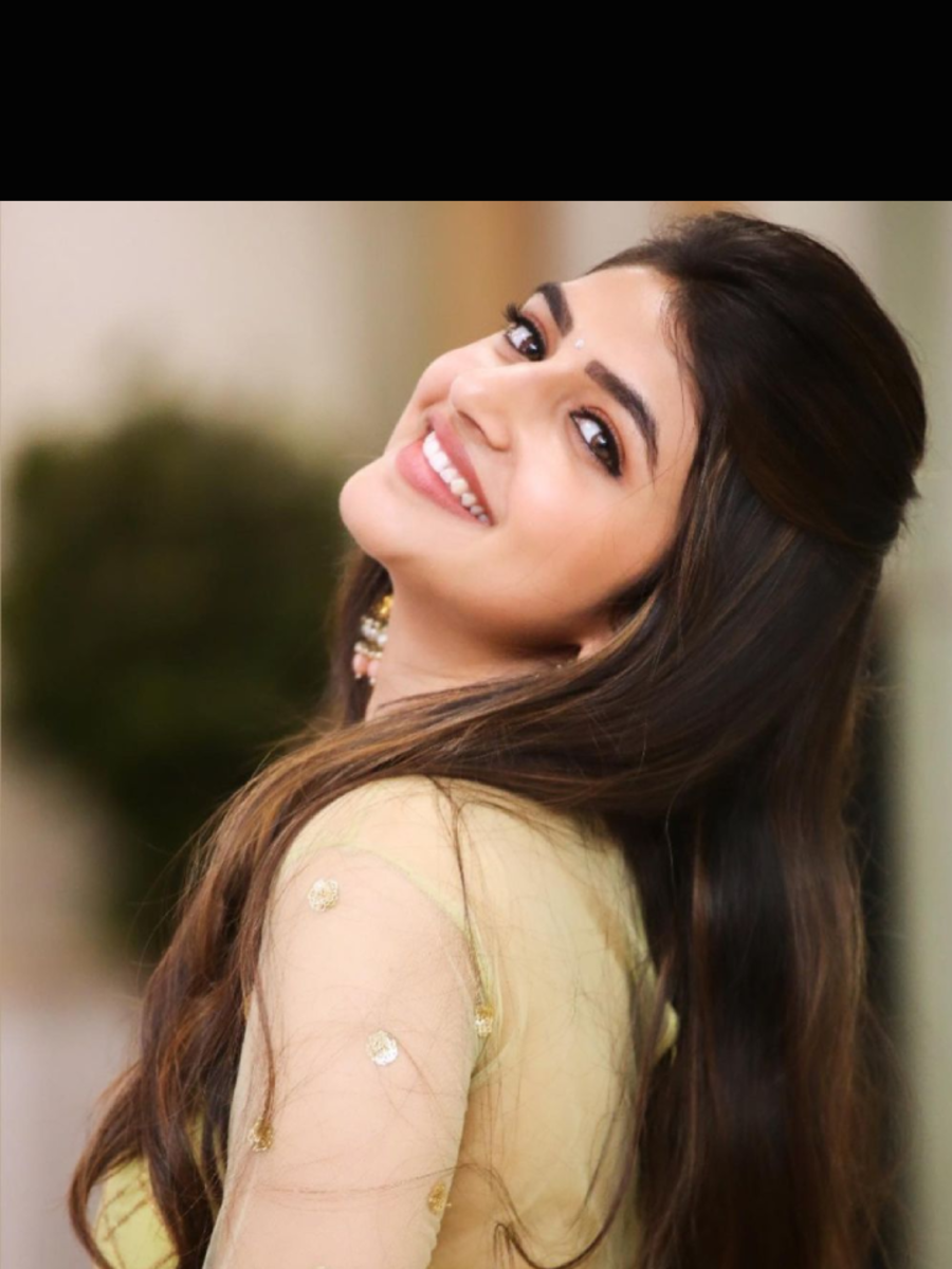 Ten Super Cute Pictures Of Dhamaka Actress Srileela WEB MOVIS