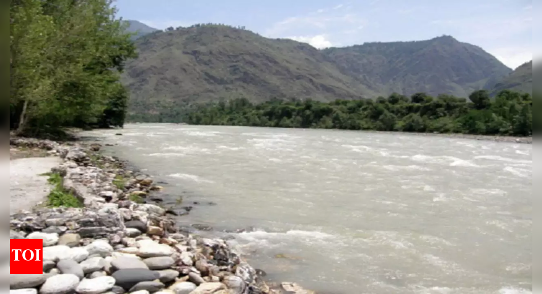 Kullu: Bhuntar Civic Body Fined For Dumping Trash In Beas | Shimla News ...