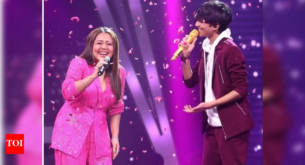 Neha Kakkar in awe of 'Superstar Singer 2' contestant Mohammad Faiz ...