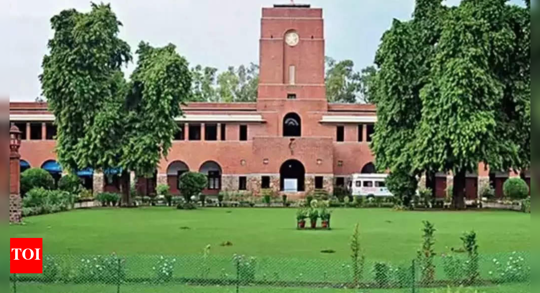 UG admissions: Delhi University asks students to keep certificates ...