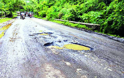 Deolali Cantonment Board Starts Work To Fill Potholes | Nashik News ...