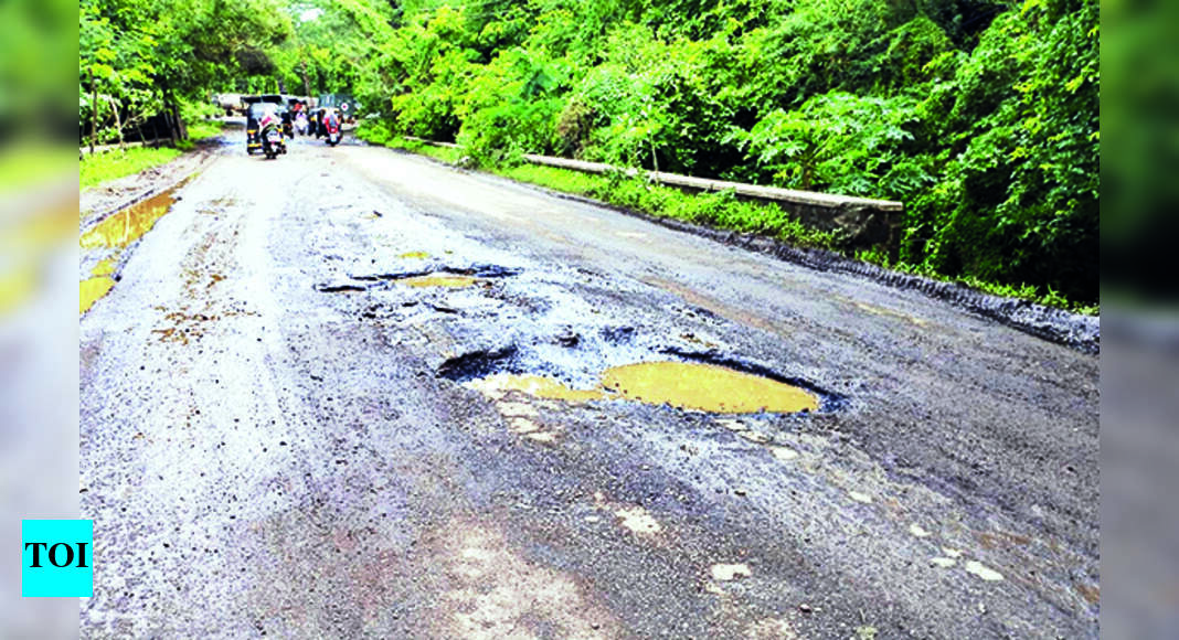 Cantonment Board: Deolali Cantonment Board Starts Work To Fill Potholes ...