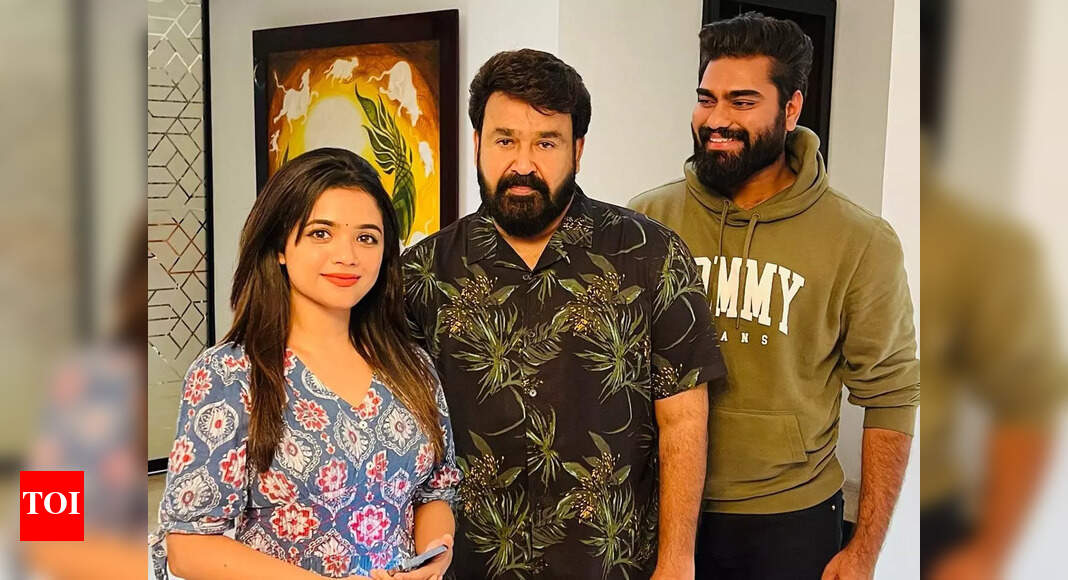 What's cooking between Bigg Boss Malayalam fame Robin Radhakrishnan and ...