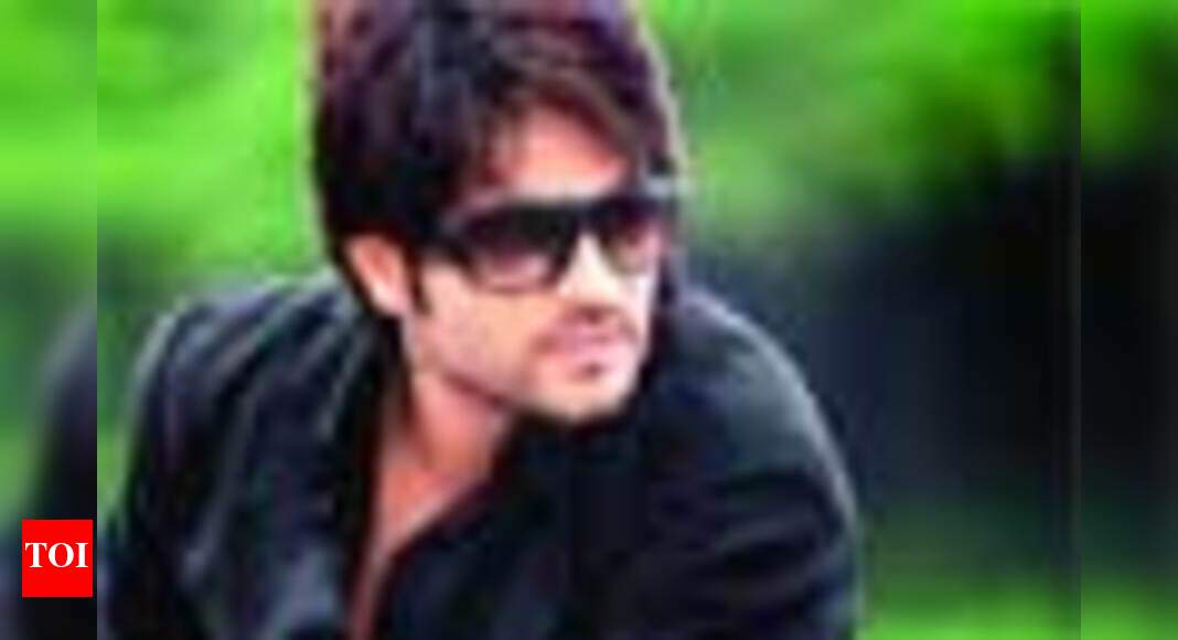 I want to be a director: Ashish Sharma - Times of India