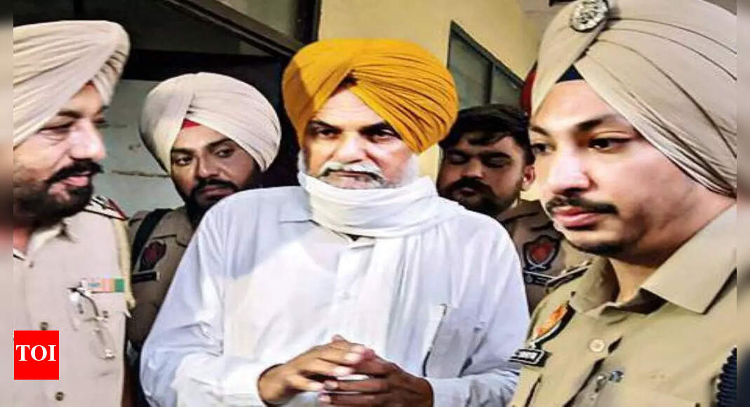 Stir If No Justicein Week, Warn Moose Wala’s Parents | Chandigarh News ...