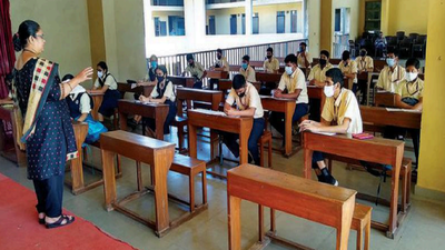 Goa’s pupil-teacher ratio above average, but lags in education rankings ...
