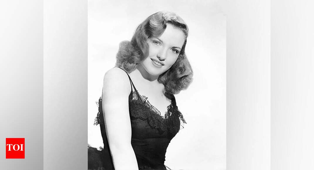 'It's a Wonderful Life' star Virginia Patton Moss passes away at 97 ...