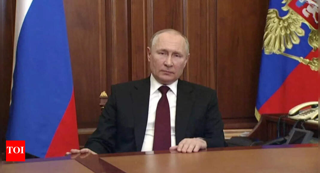 Vladimir Putin lauds Russian national flag, self-determination - Times ...