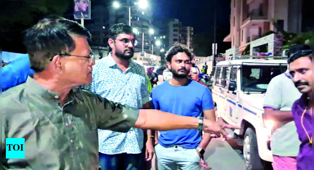 Mla: Bjp Mla Threatens ‘riot’ If Ganesha Procession Halted | Surat News ...