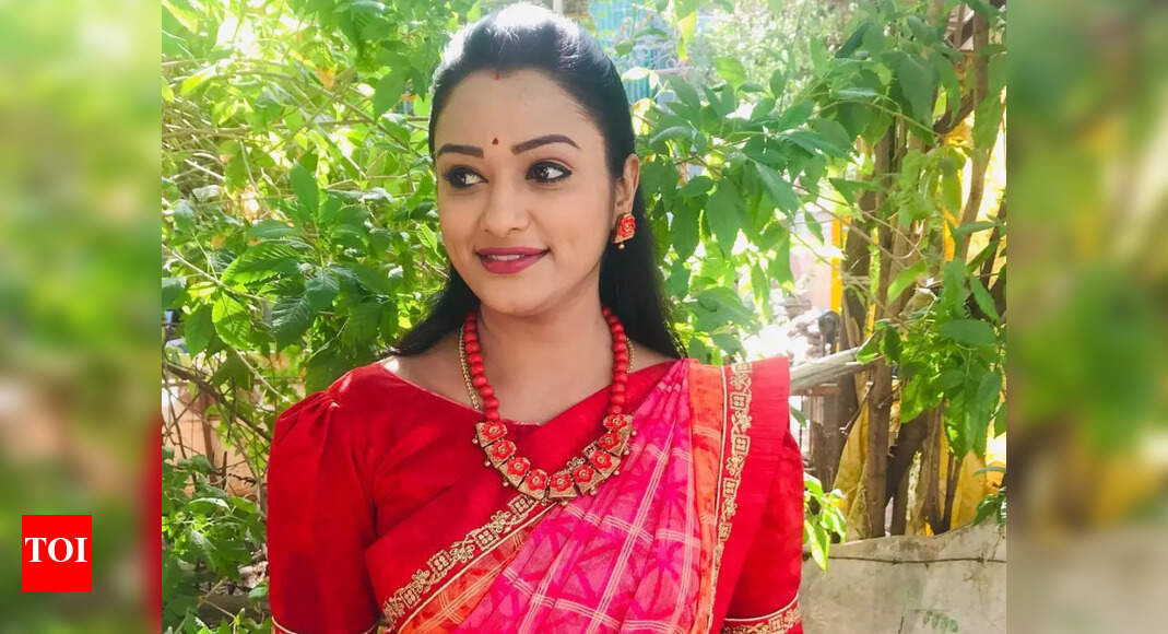 Actress Swathi makes her Kannada TV comeback with daily soap Bettada ...