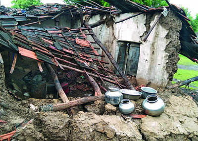 Over 300 Kutcha Houses Damaged In Mandsaur District | Indore News ...