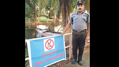 Srfti Bans Swimming In Campus Water Bodies | Kolkata News - Times of India