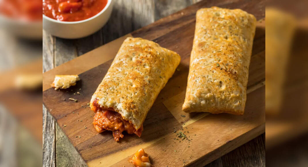 Bread Pizza Pocket Recipe: How to make Bread Pizza Pocket Recipe at ...