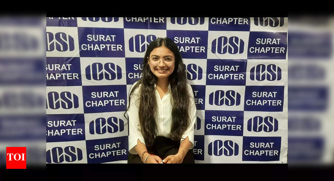 CS Topper: Surat girl is youngest CS country topper | - Times of India