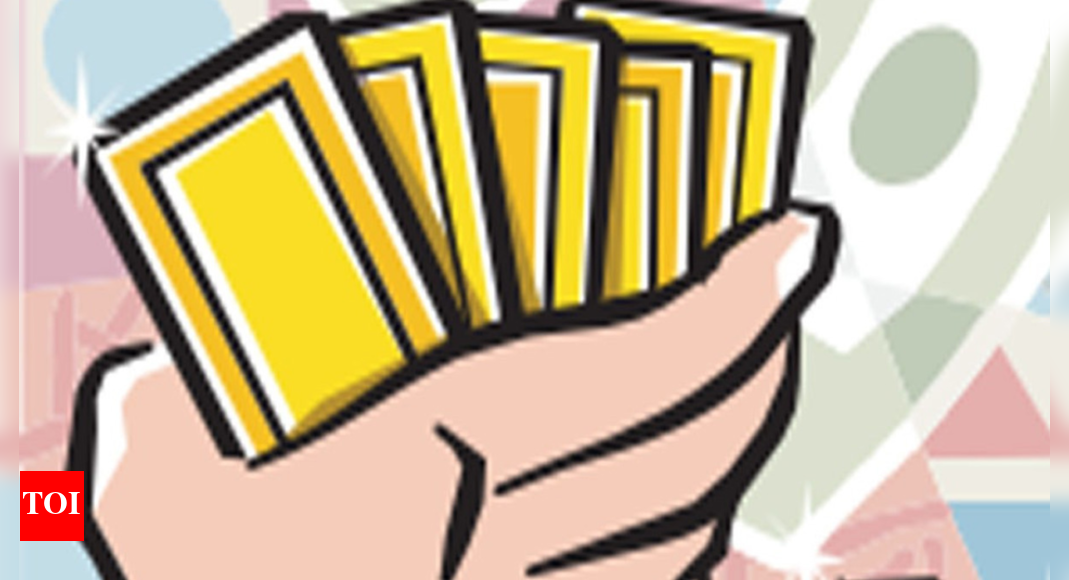 7kg Gold Seized From 9 Lankans | Hyderabad News - Times of India