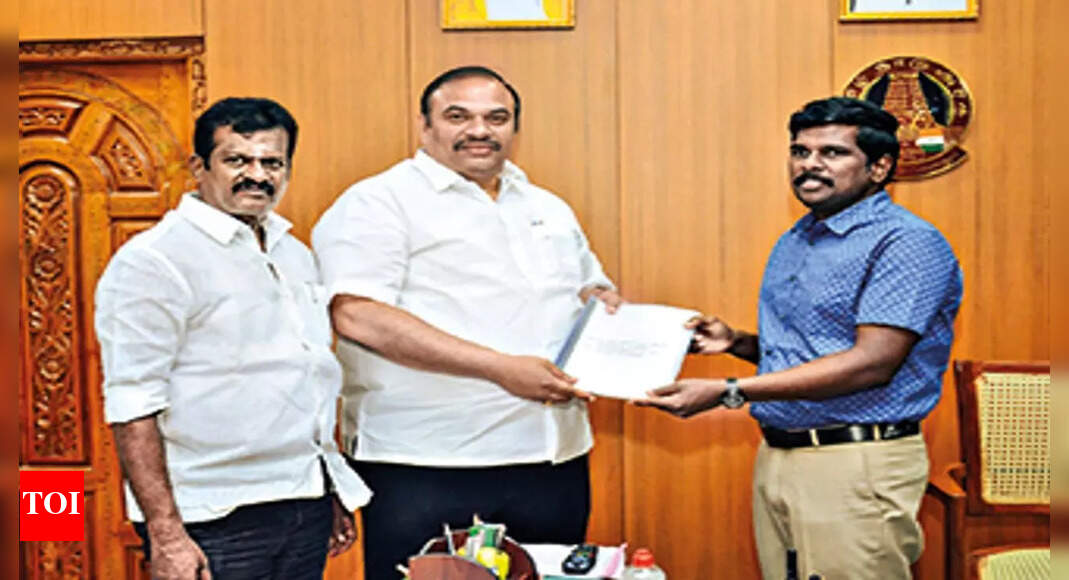 Trichy: Mla Submits 10-yr Vision Plan | Trichy News - Times of India