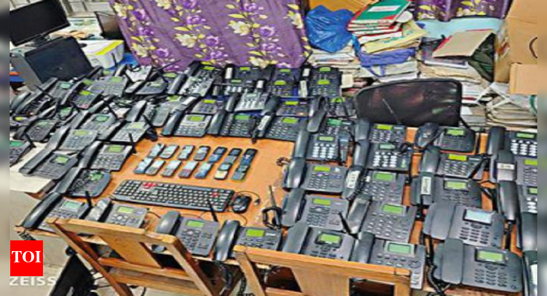 Kolkata: Cops bust fake call centres, 20 arrested | Kolkata News ...