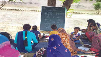 Naini Jail: Naini Jail Transforming Lives Of Prisoners | Allahabad News ...