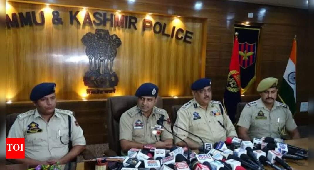 Mass suicide at Sidhra solved; victims reportedly were under stress ...