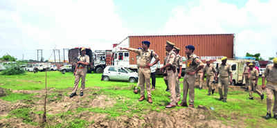 ₹2.50cr Land Of Vijay Mishra’s Associate Attached In Bhadohi | Varanasi ...