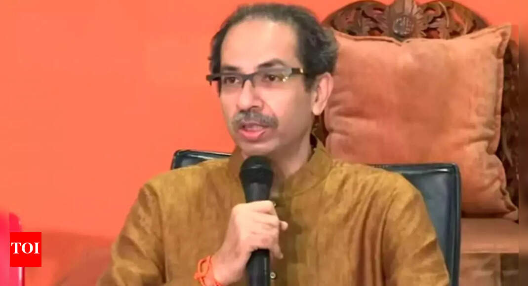 VHP leader Uddhav Kadam, former Congress MLA Santosh Tarfe join Uddhav ...