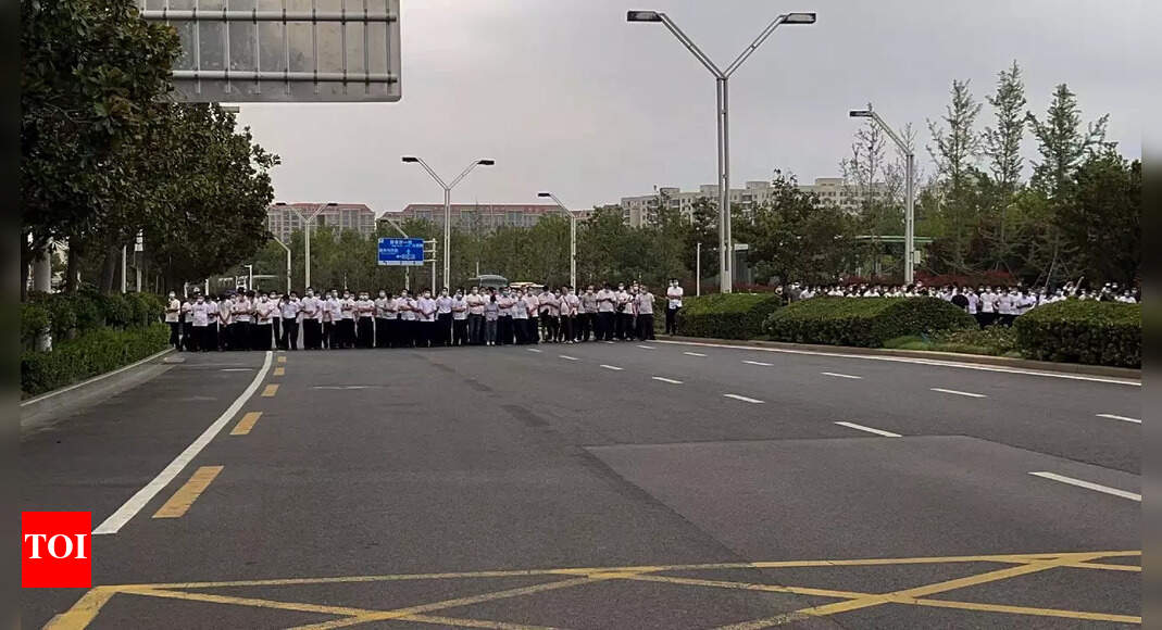 China arrests hundreds over banking scandal that sparked rare protests ...