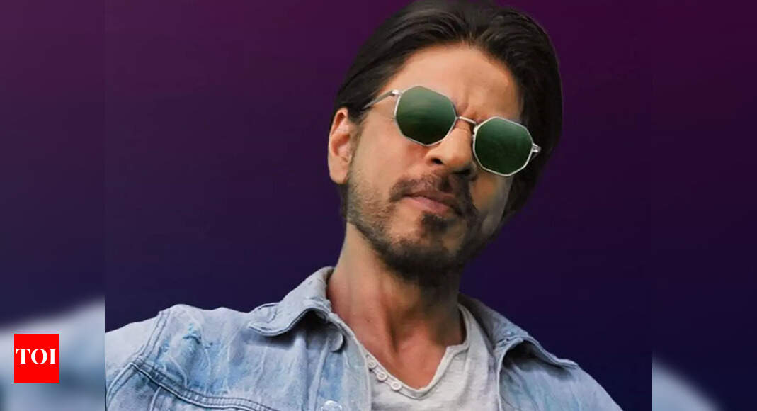 Shah Rukh Khan revives scholarship aimed at helping Indian female ...