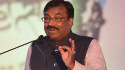 Maharashtra forest minister Sudhir Mungantiwar reopens Rajura airport ...