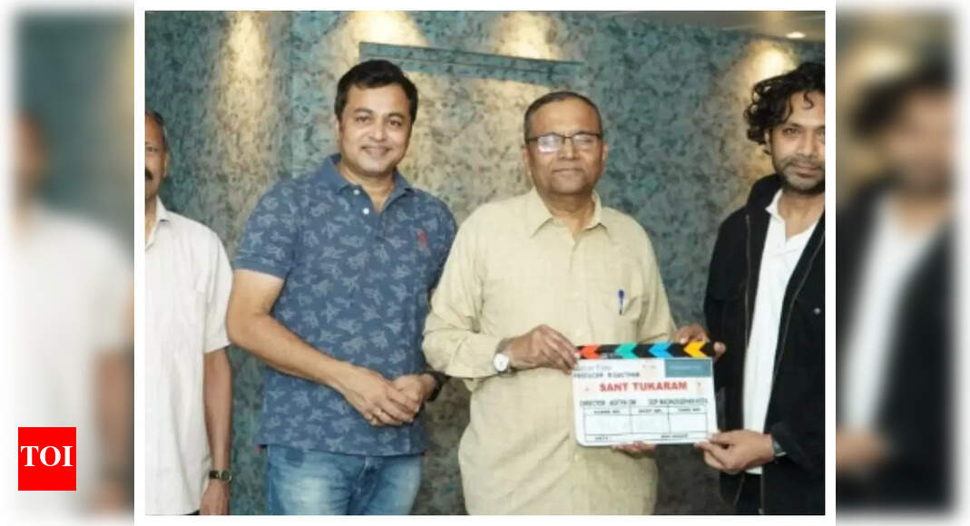 Subodh Bhave kick-starts shooting his next! | Marathi Movie News ...