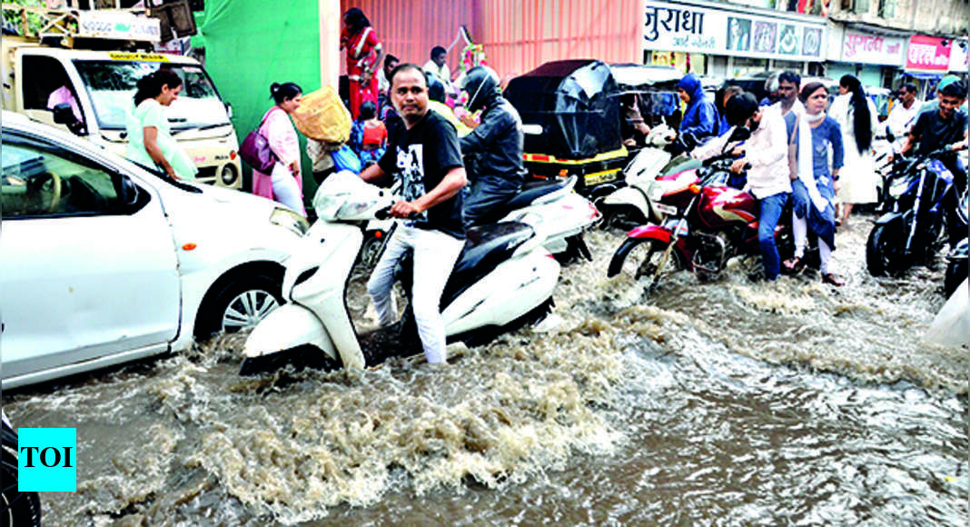 Nashik City: Sudden Spell Of Heavy Rain Lashes Nashik City | Nashik News - Times of India