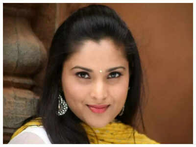 Actress Ramya announces her comeback to films after a long gap ...