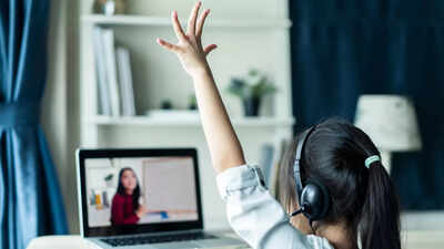 Ever wondered what are the benefits of Online Schooling? | - Times of India