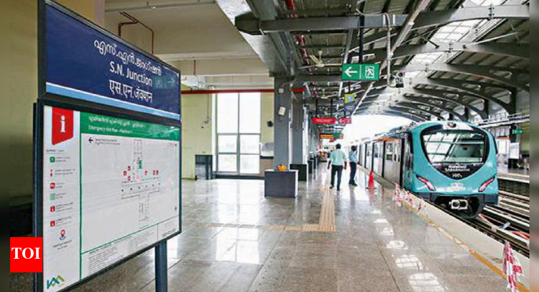 Sn Junction: Kochi: Petta-SN Junction Metro service begins today ...