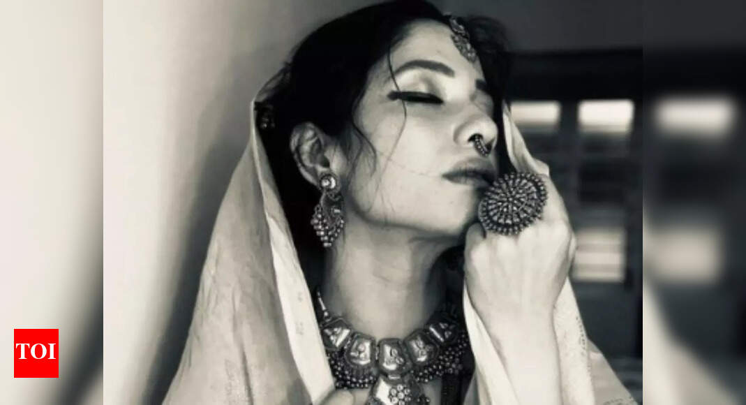 Kinjal Rajpriya swoons fans with her stunning monochrome picture, see ...