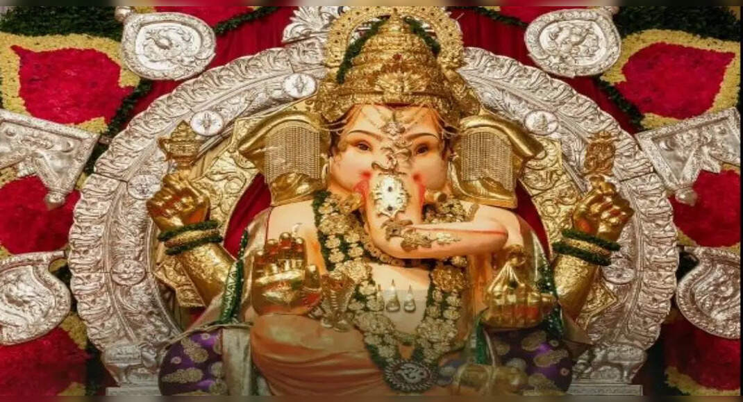 Ganesh Chaturthi: A look at Mumbai's most famous idols this year ...