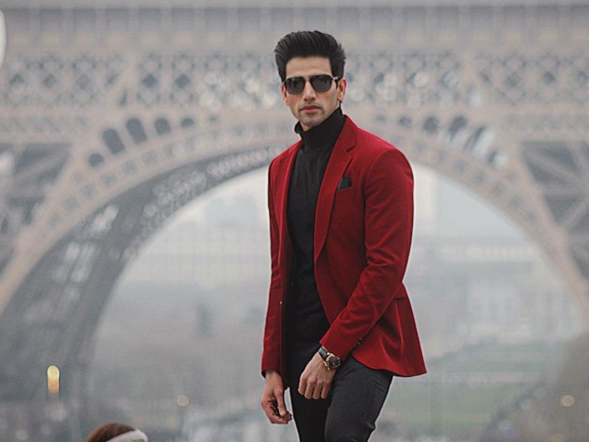 Five times Altamash Faraz made colourful suit statements!