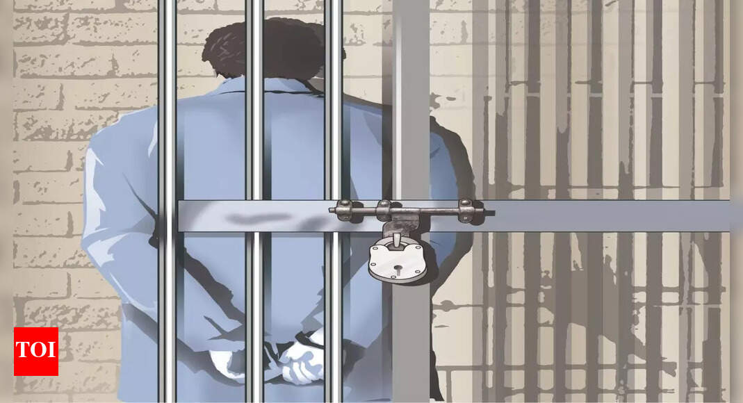 19 Yrs After Theft Of Property, Two Cops Get 13 Years In Jail | Surat ...