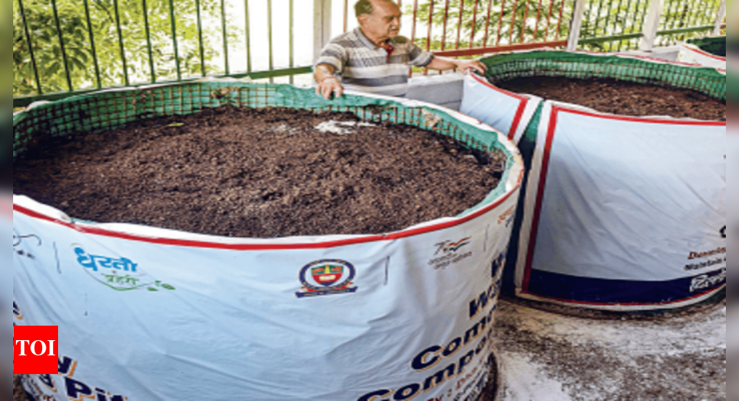 Delhi: ...On the ground, lack of space for composting and challenges in ...