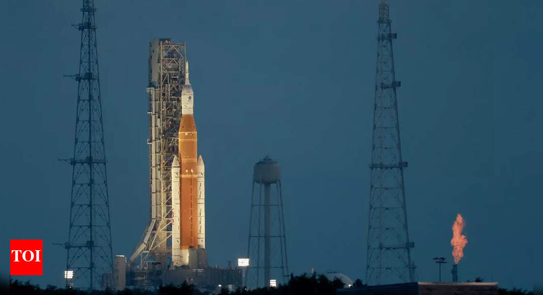 Nasa Moon rocket ready for second attempt at liftoff - Times of India