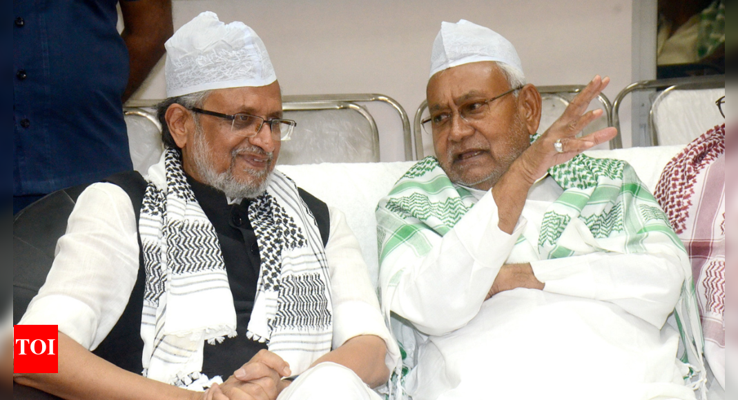 'Lalu to make Bihar JD(U)-free,' says Sushil Modi; 'BJP won't cross 50 in 2024,' retorts Nitish ...