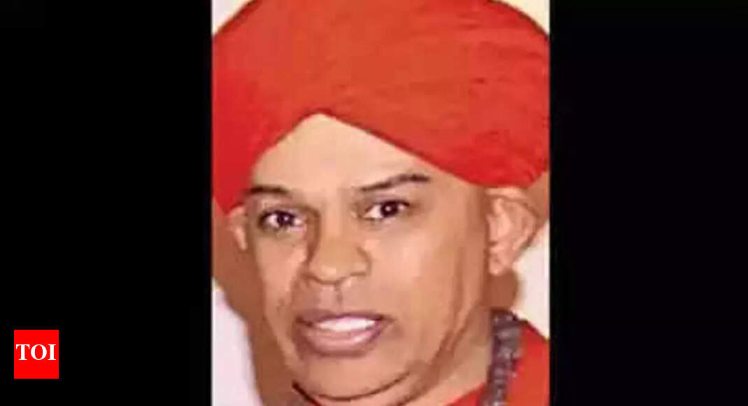 Karnataka: Murugha seer Shivamurthy Murugha Sharanaru subjected to ...