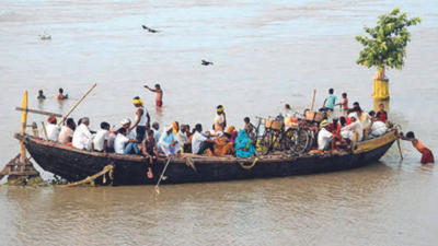 Bihar: Floodwaters enter many other districts | Patna News - Times of India