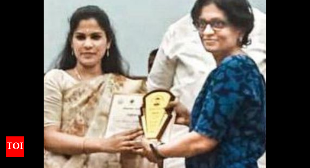 Chennai mayor R Priya honours RWAs, sanitation workers | Chennai News ...