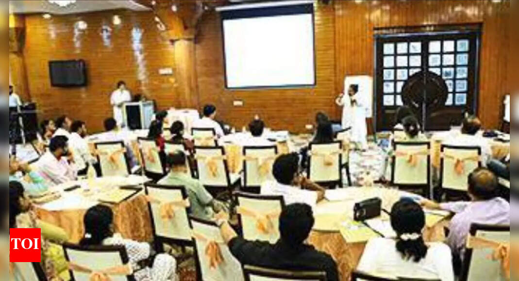Read India: Room To Read India Conducts Workshop To Make Public ...