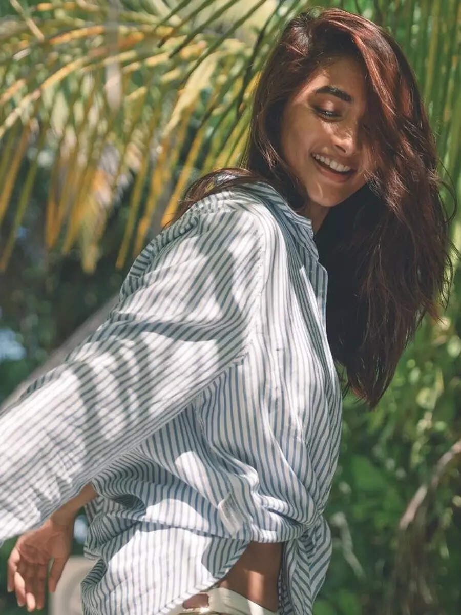 Take Insta-worthy pics like Pooja Hegde | Times of India